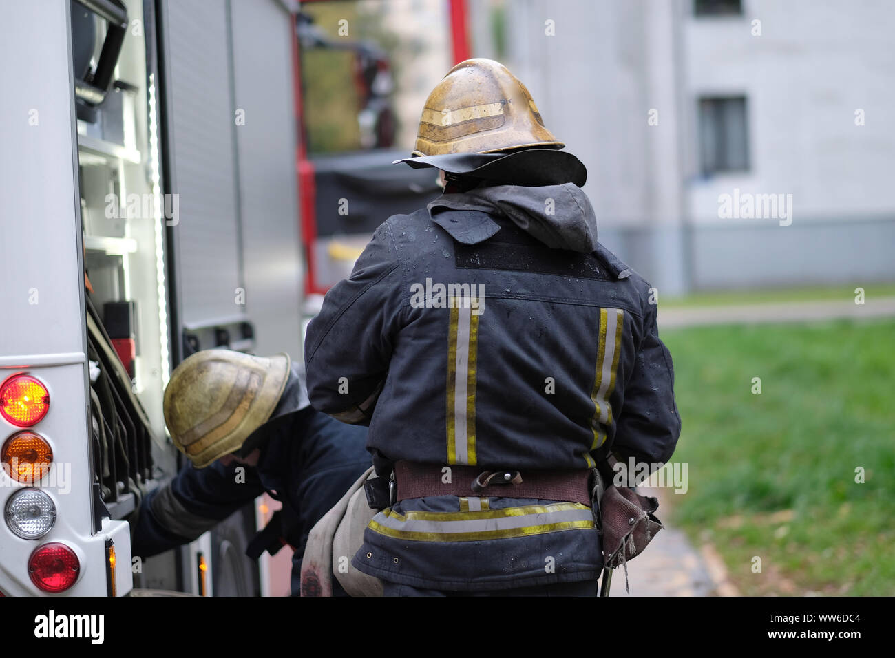 Connections fire brigade hi-res stock photography and images - Alamy