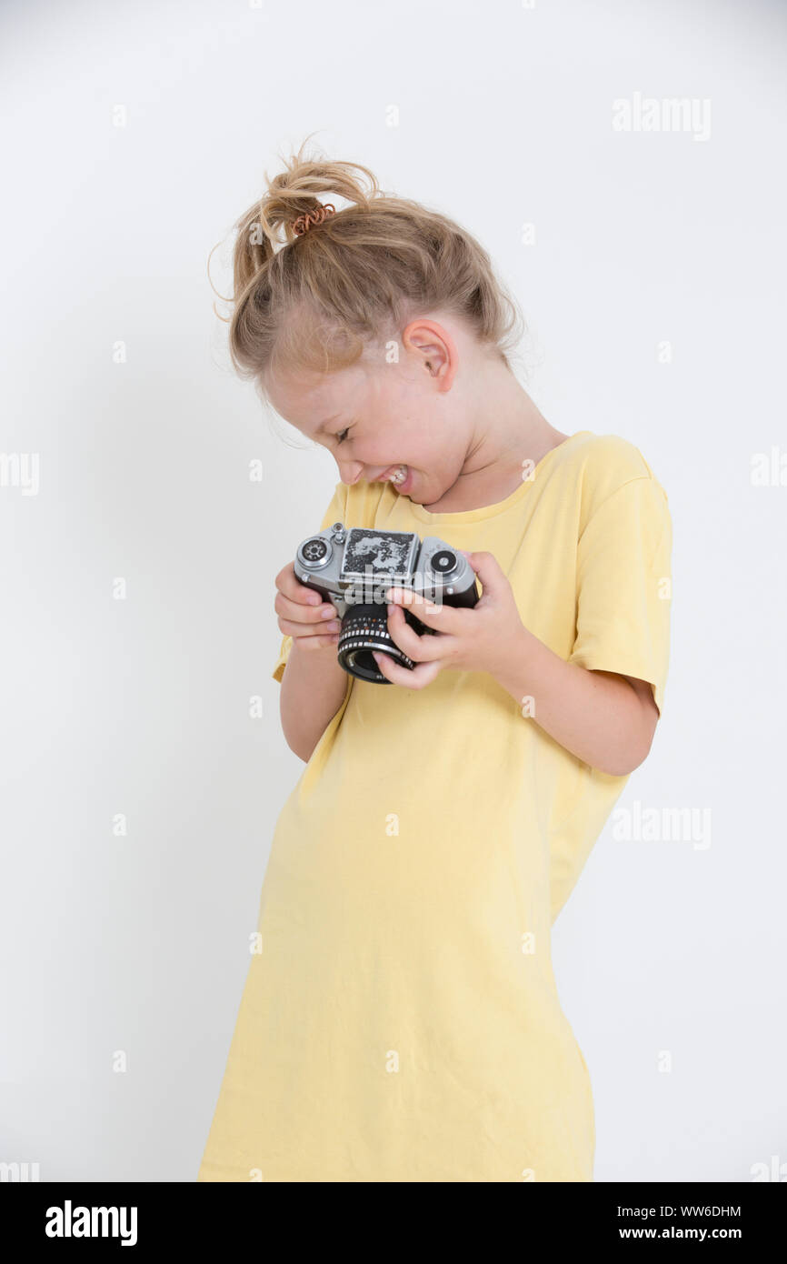 6 year old girl hi-res stock photography and images - Alamy