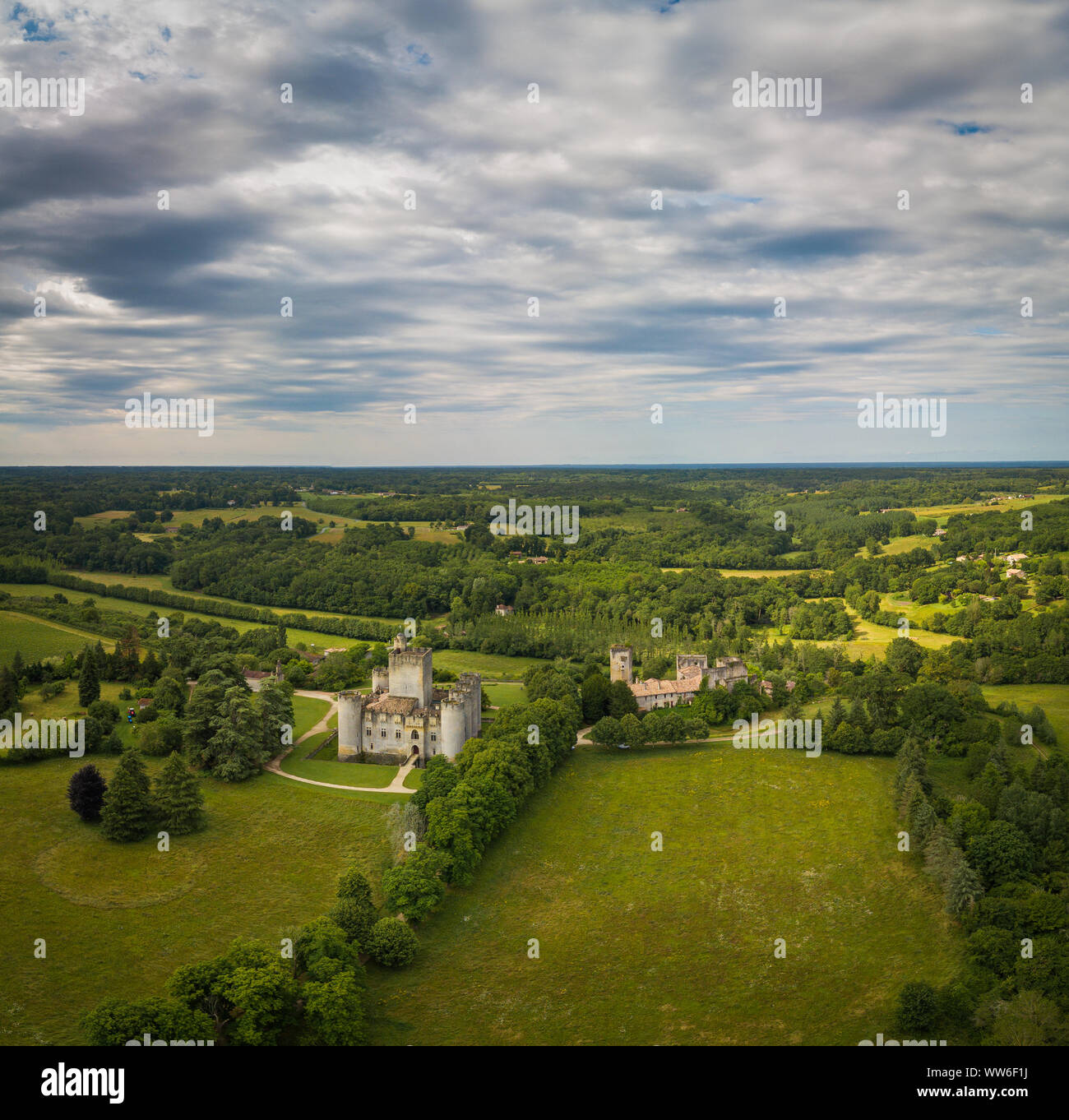 Mazc3a8res hi-res stock photography and images - Alamy