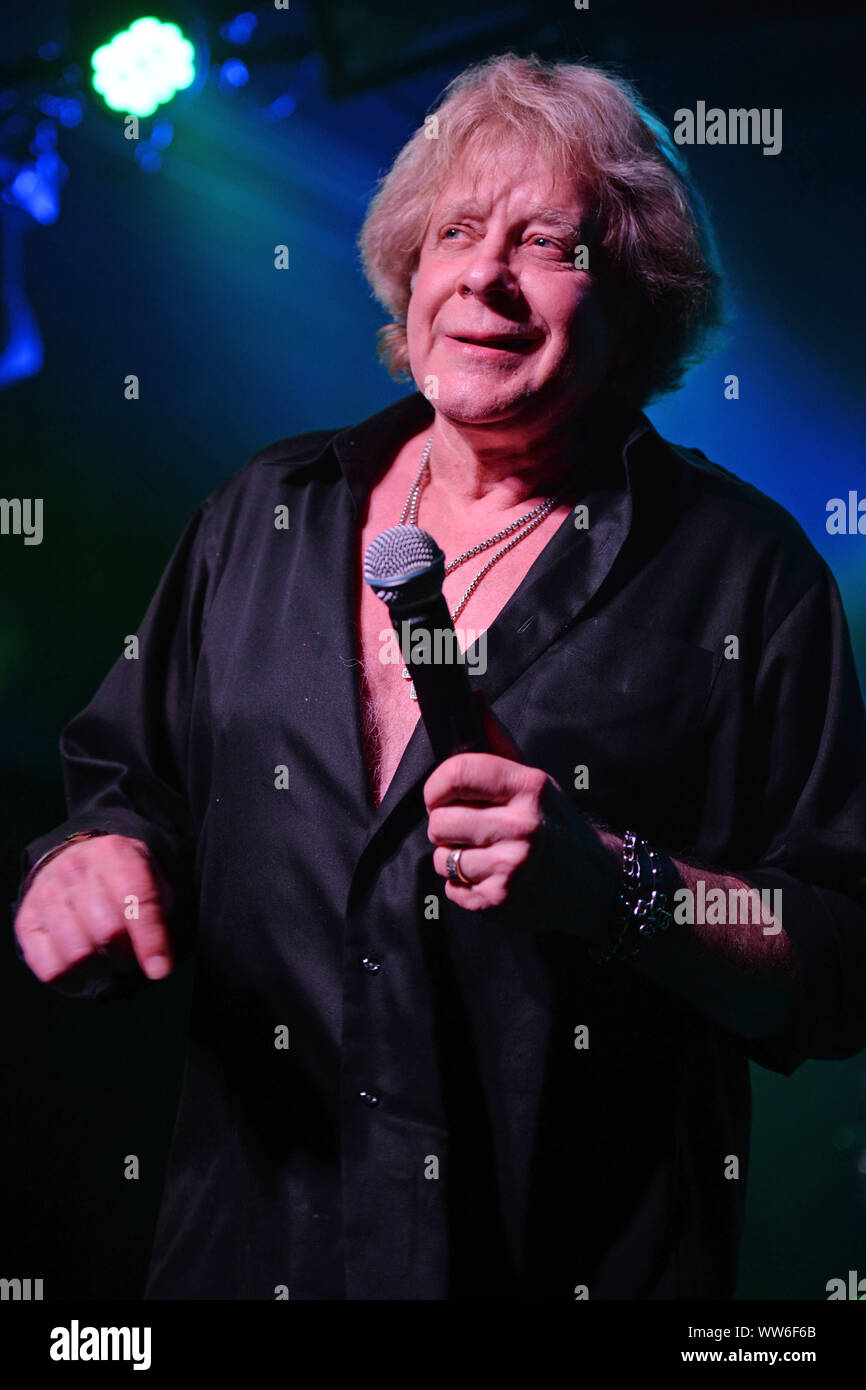 ***FILE PHOTO*** Eddie Money Has Passed Away At 70 Years Of Age. MIAMI ...