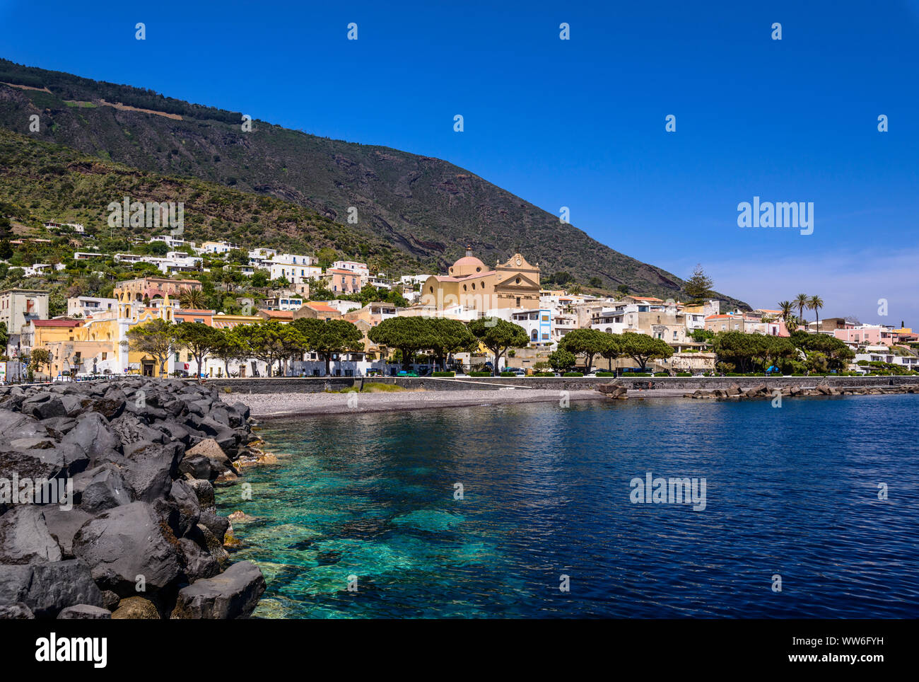 Italy, Sicily, Aeolian Islands, Salina, Santa Marina Salina, town view ...