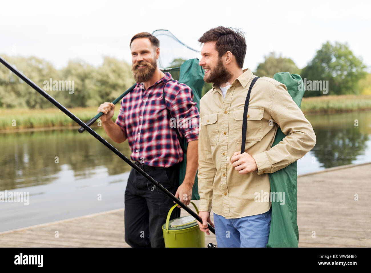 Best fishing net hi-res stock photography and images - Alamy