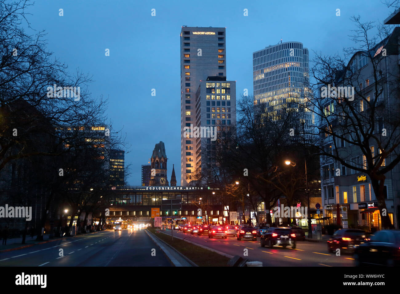 Historic high rises hi-res stock photography and images - Alamy