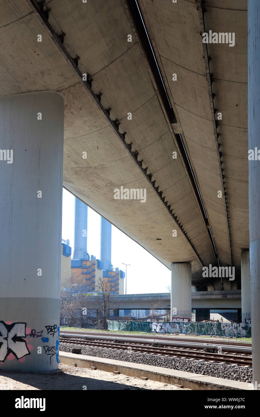 Rail highway hi-res stock photography and images - Alamy