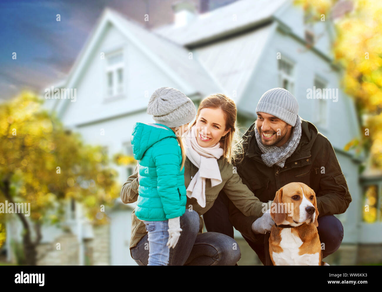 Family with dog in house hi-res stock photography and images - Alamy