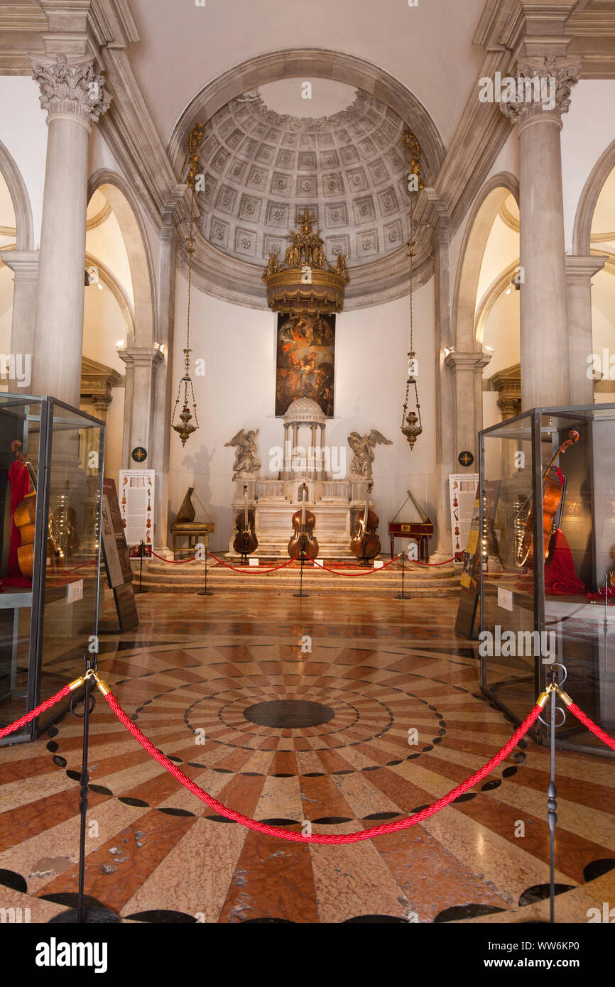 Exhibition of musical instruments in Venice Stock Photo - Alamy