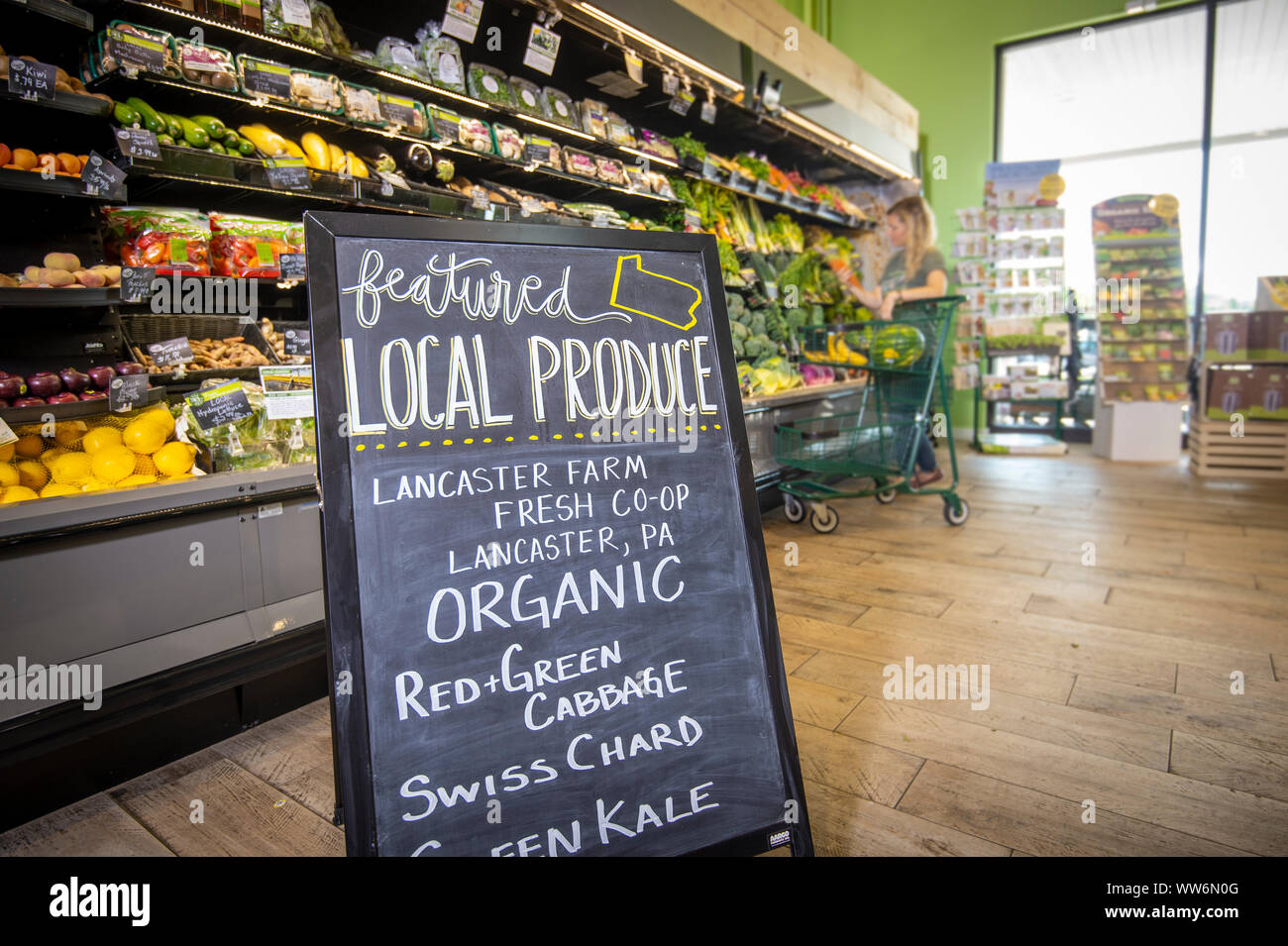 Local Produce Fruits & Vegetables In Grocery Store Stock Photo - Alamy