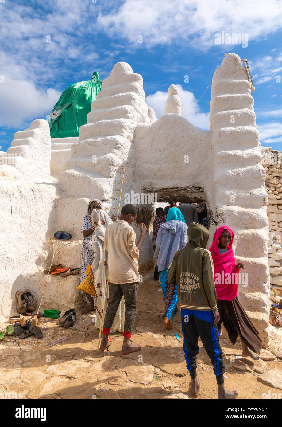 Oromo pilgrims in the shrine of sufi Sheikh Hussein , Oromia, Sheik ...