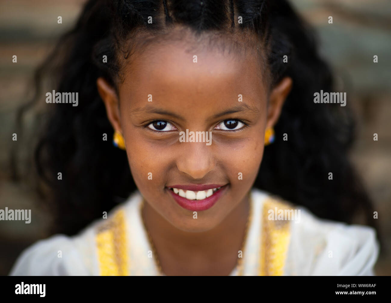 Portrairt of an eritrean orthodox girl with traditional hairstyle ...