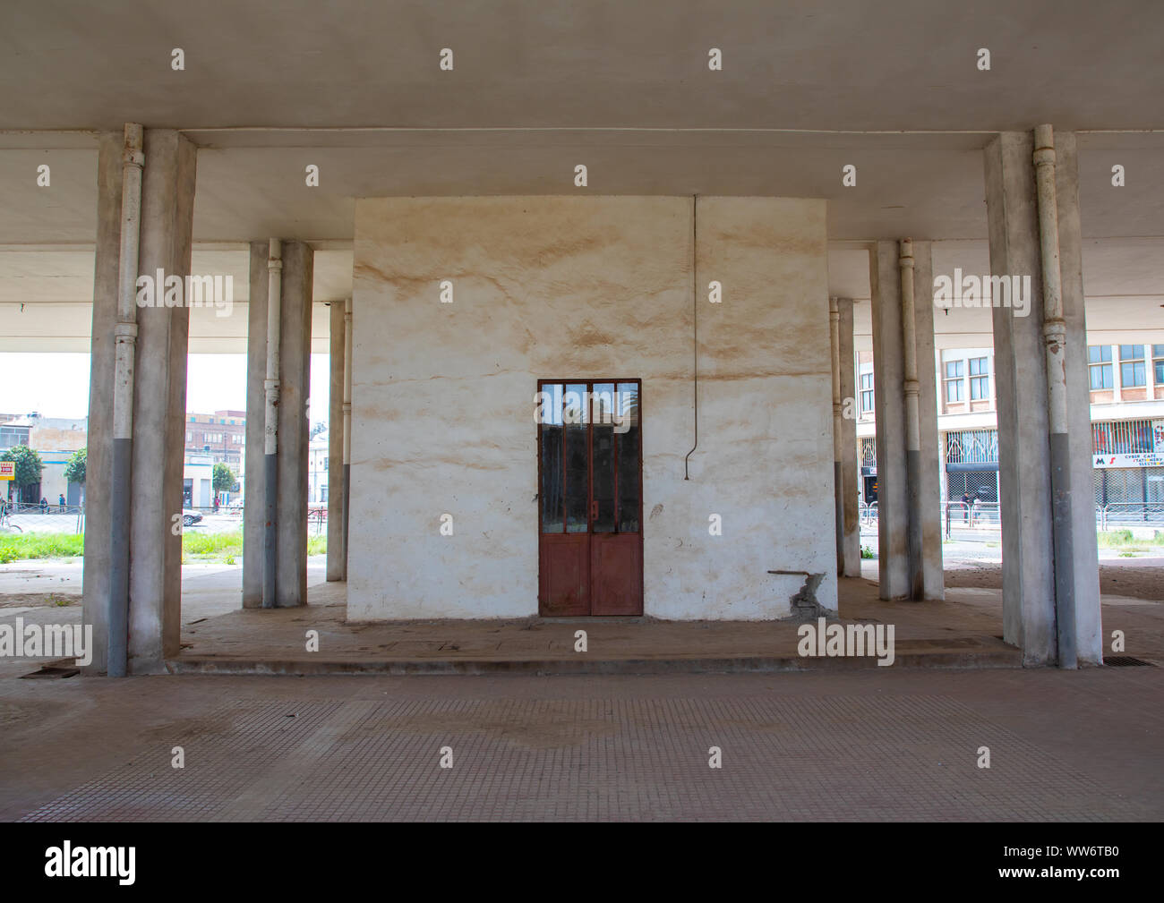 Futurist architecture of the FIAT tagliero service station built in ...