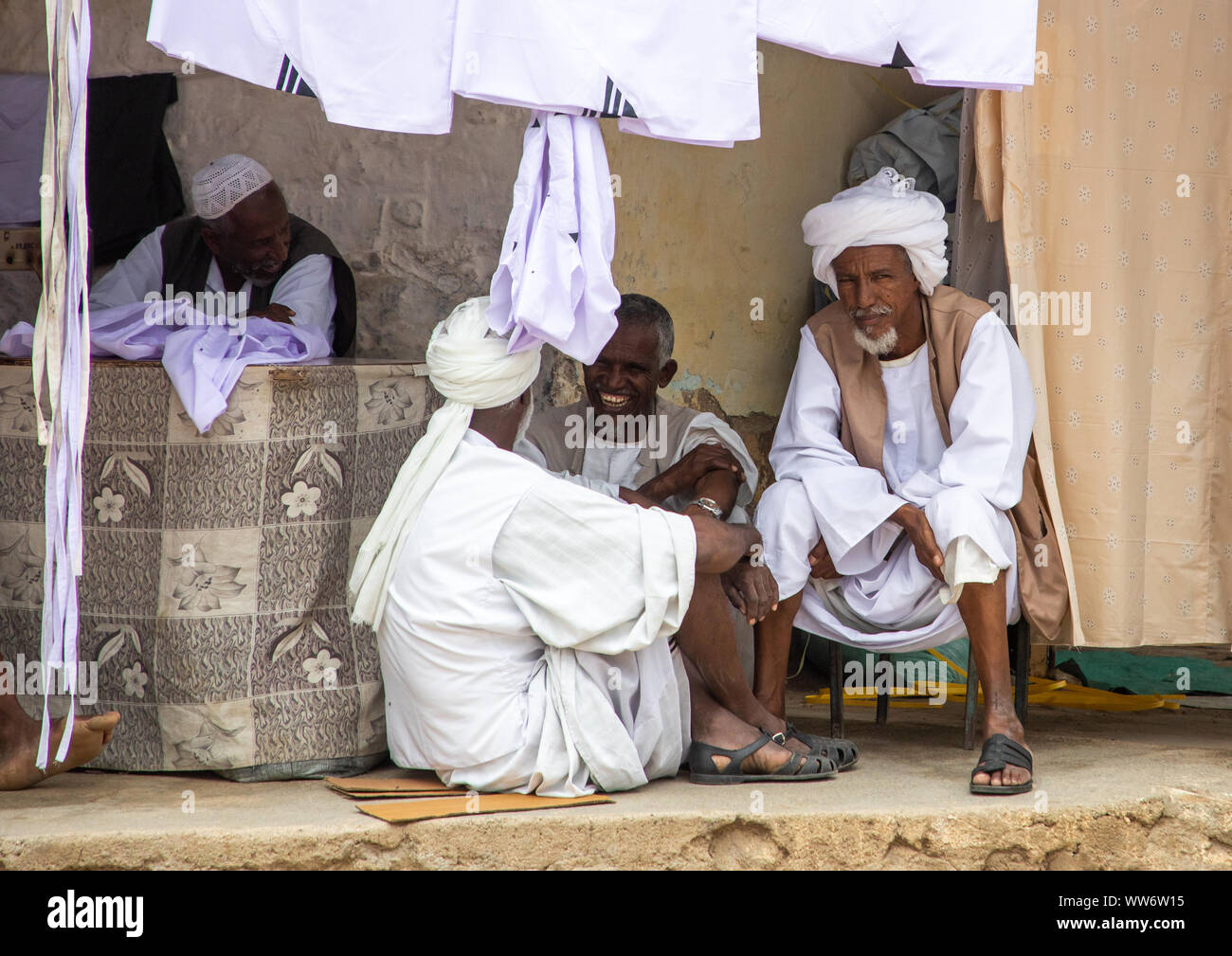 Eritrean men in the market, Semien-Keih-Bahri, Keren, Eritrea Stock ...
