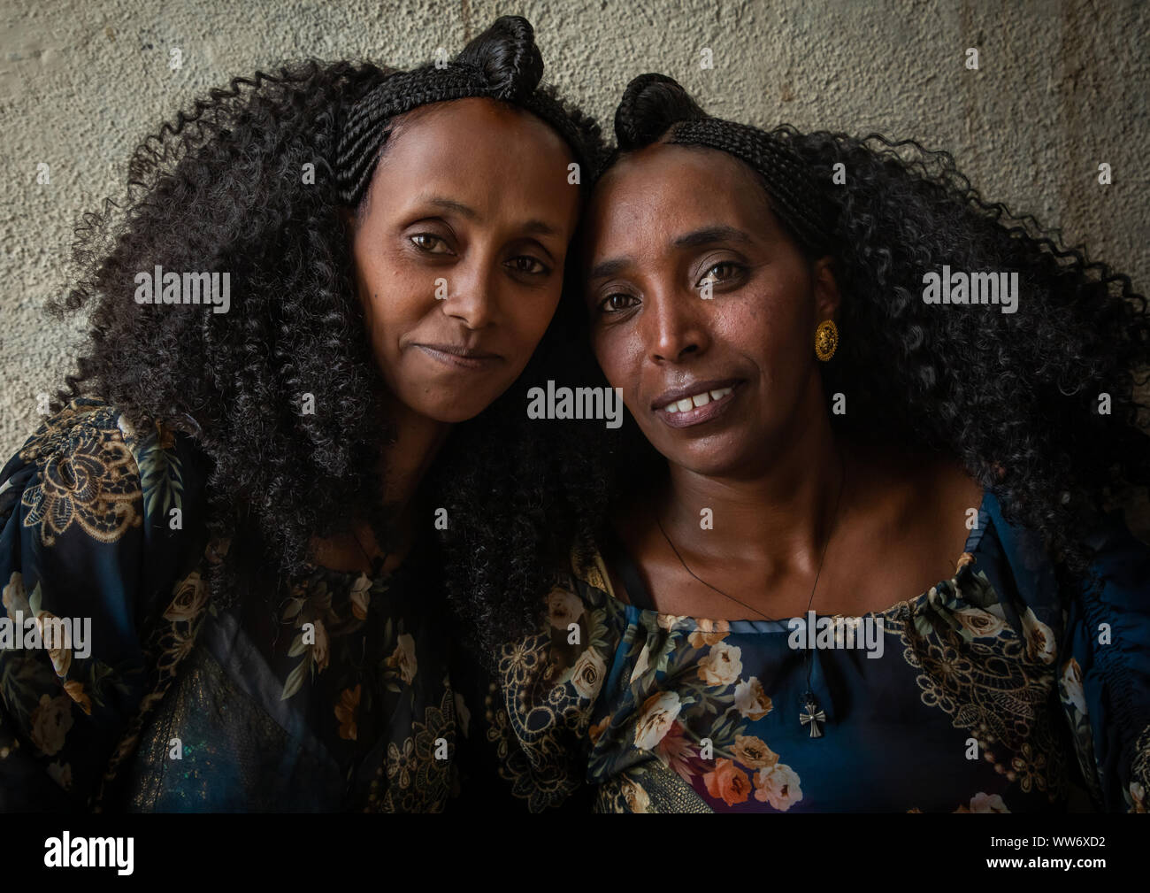 Portrait of two eritrean women with traditional hairstyle, Central ...