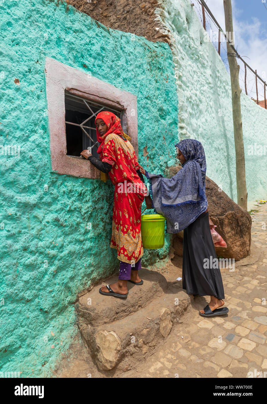 Harari Women High Resolution Stock Photography and Images - Alamy