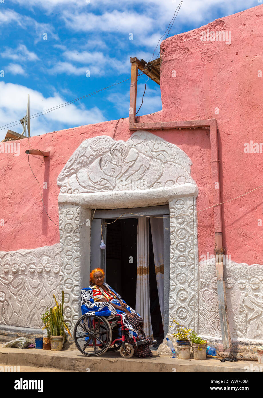 Old traditional harari house harar hi-res stock photography and images ...