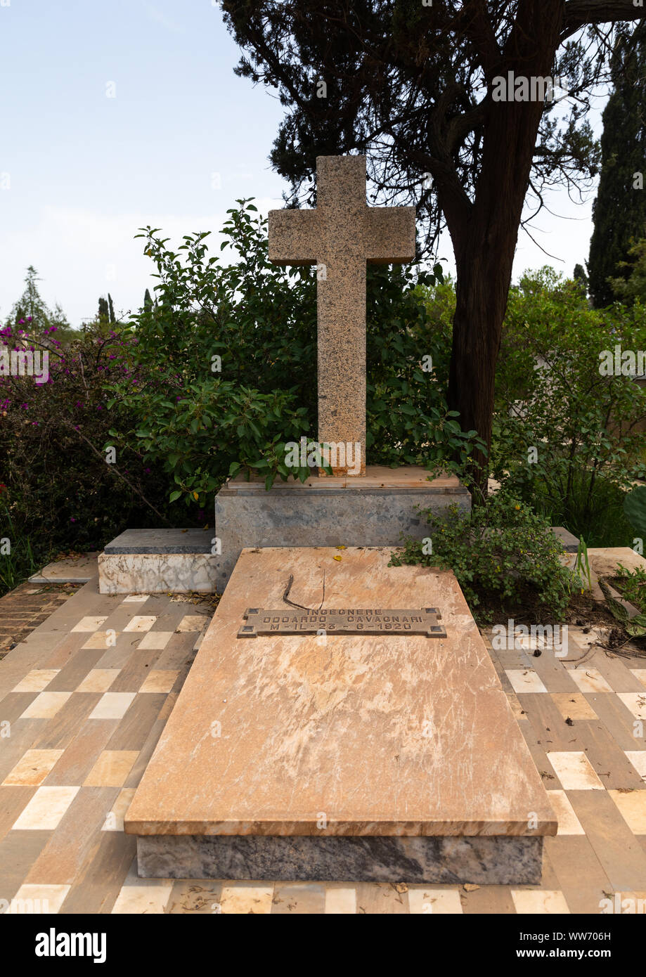 Architect odoardo cavagnari old grave from the italian colonial era ...