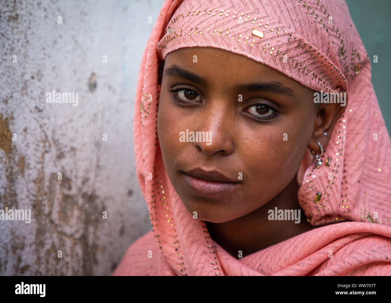 Portrait of a young ethiopian woman, Harari region, Harar, Ethiopia ...