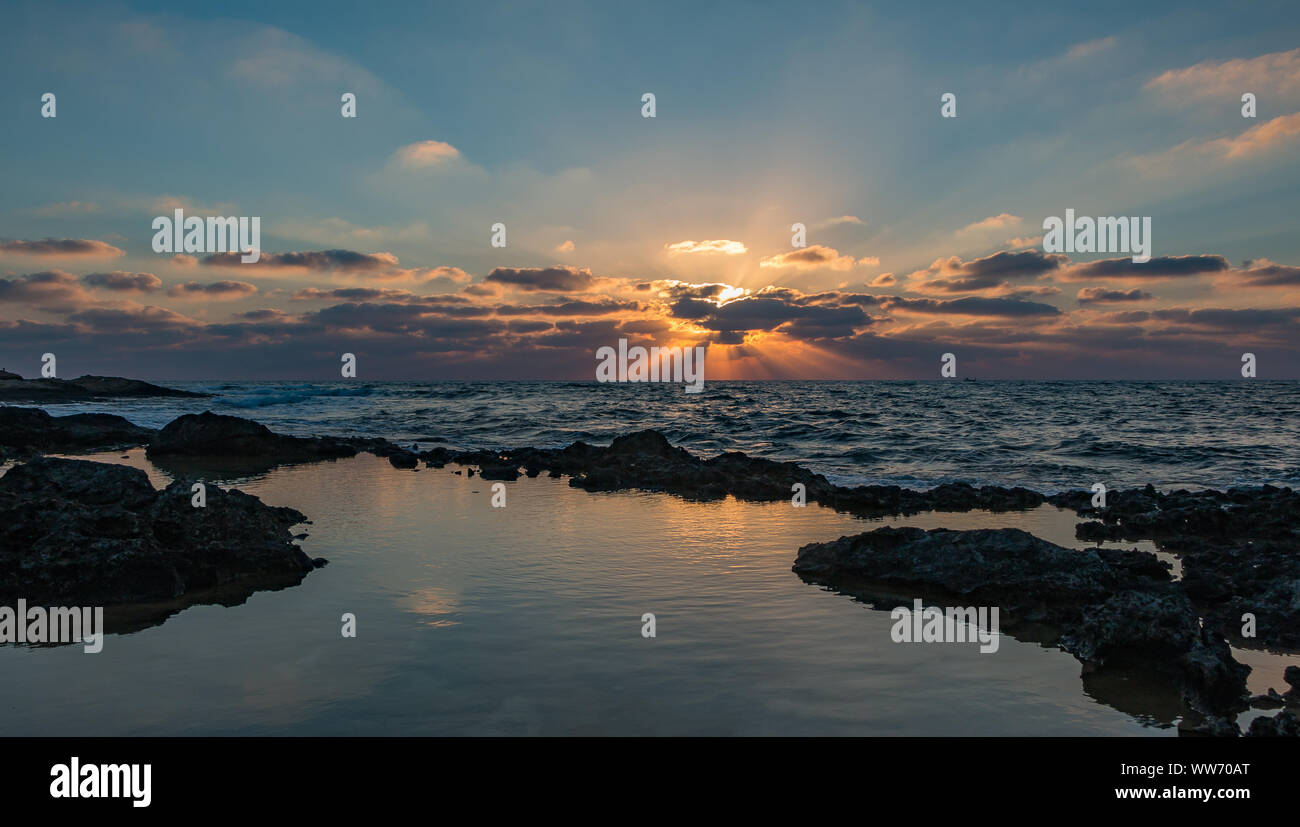 Picture of the sun High Resolution Stock Photography and Images - Alamy