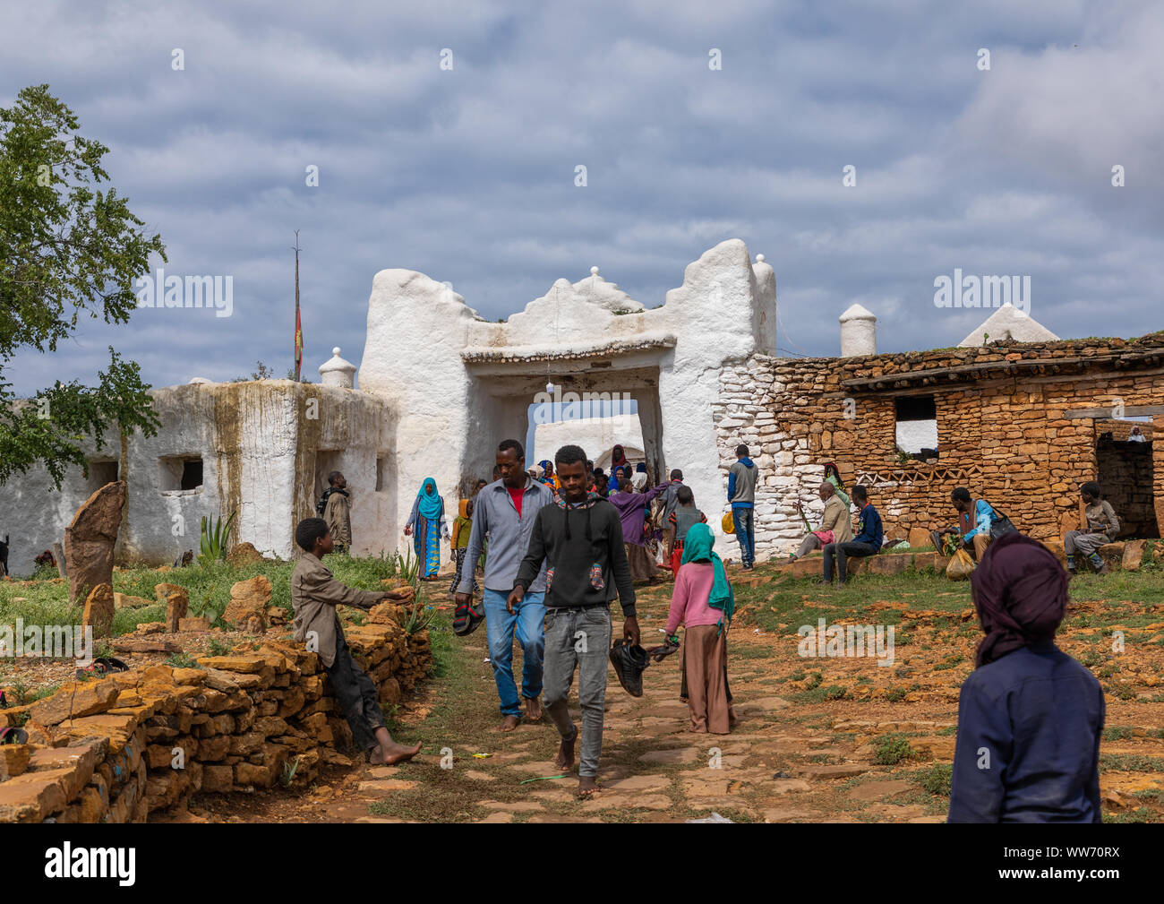 Oromo pilgrims in the shrine of sufi Sheikh Hussein , Oromia, Sheik ...
