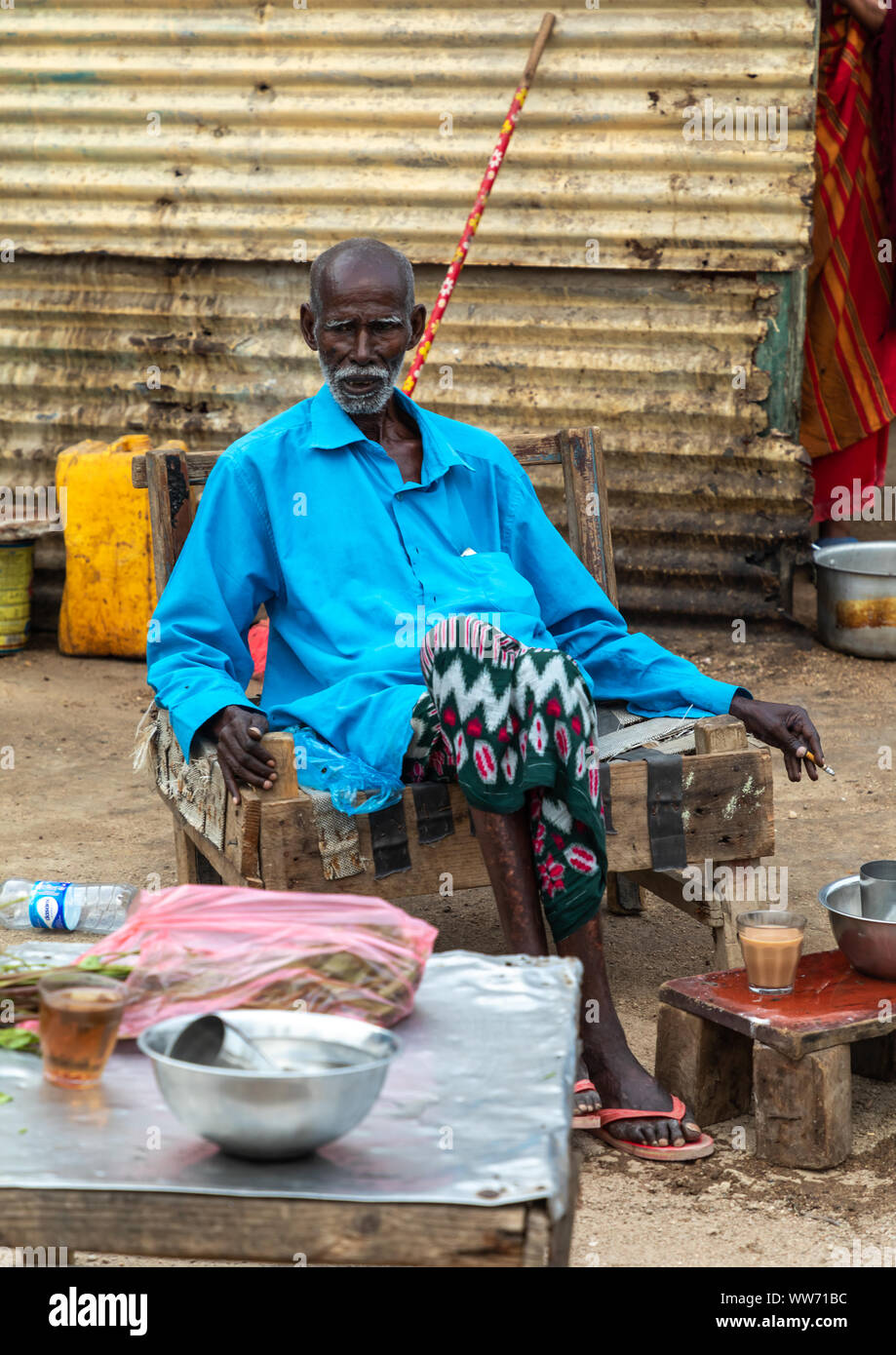 Portrait of a somali man hi-res stock photography and images - Alamy