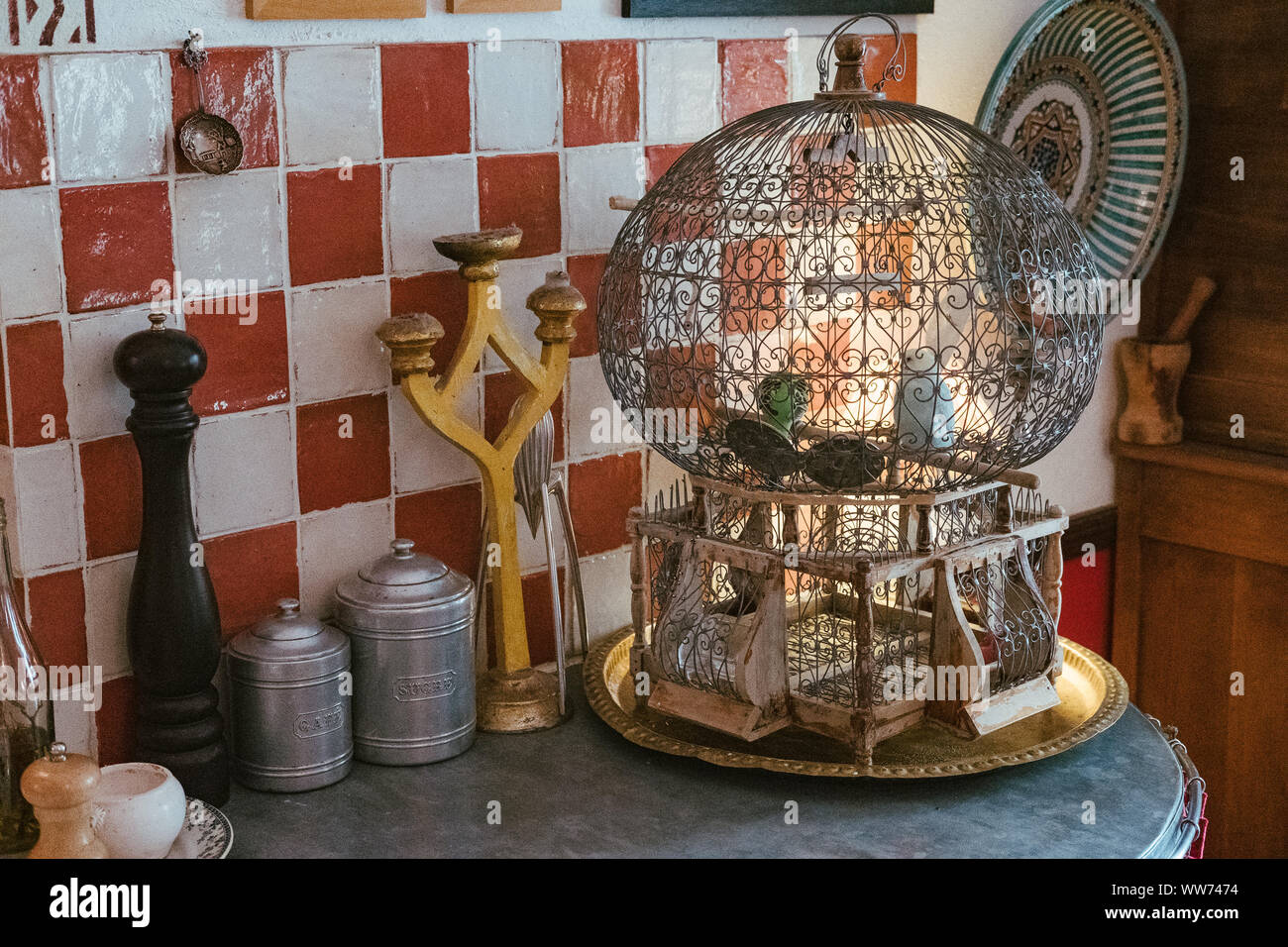 Fountain in arles hi-res stock photography and images - Alamy