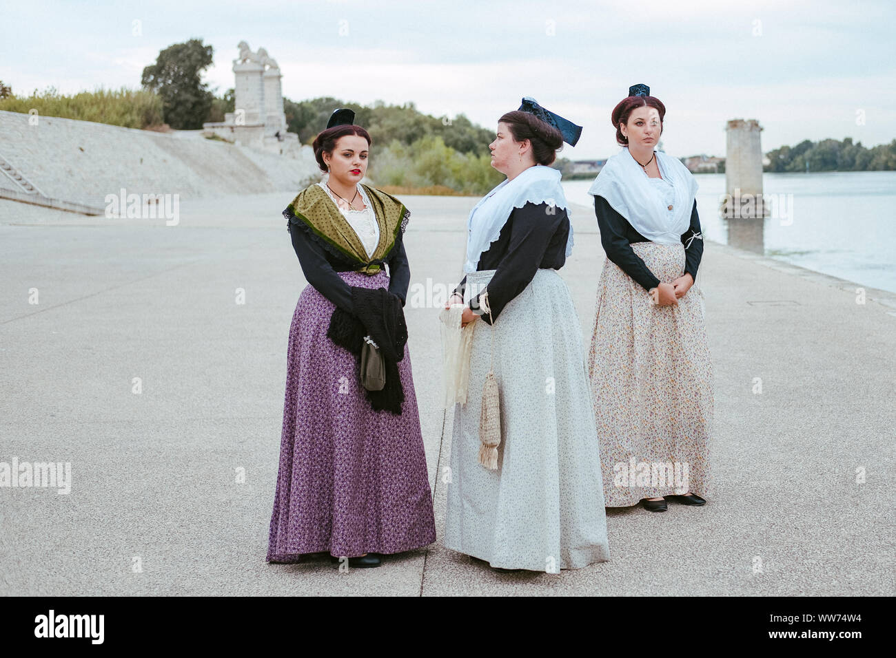 Traditionally dressed catalans during the rice festival in arles hi-res ...