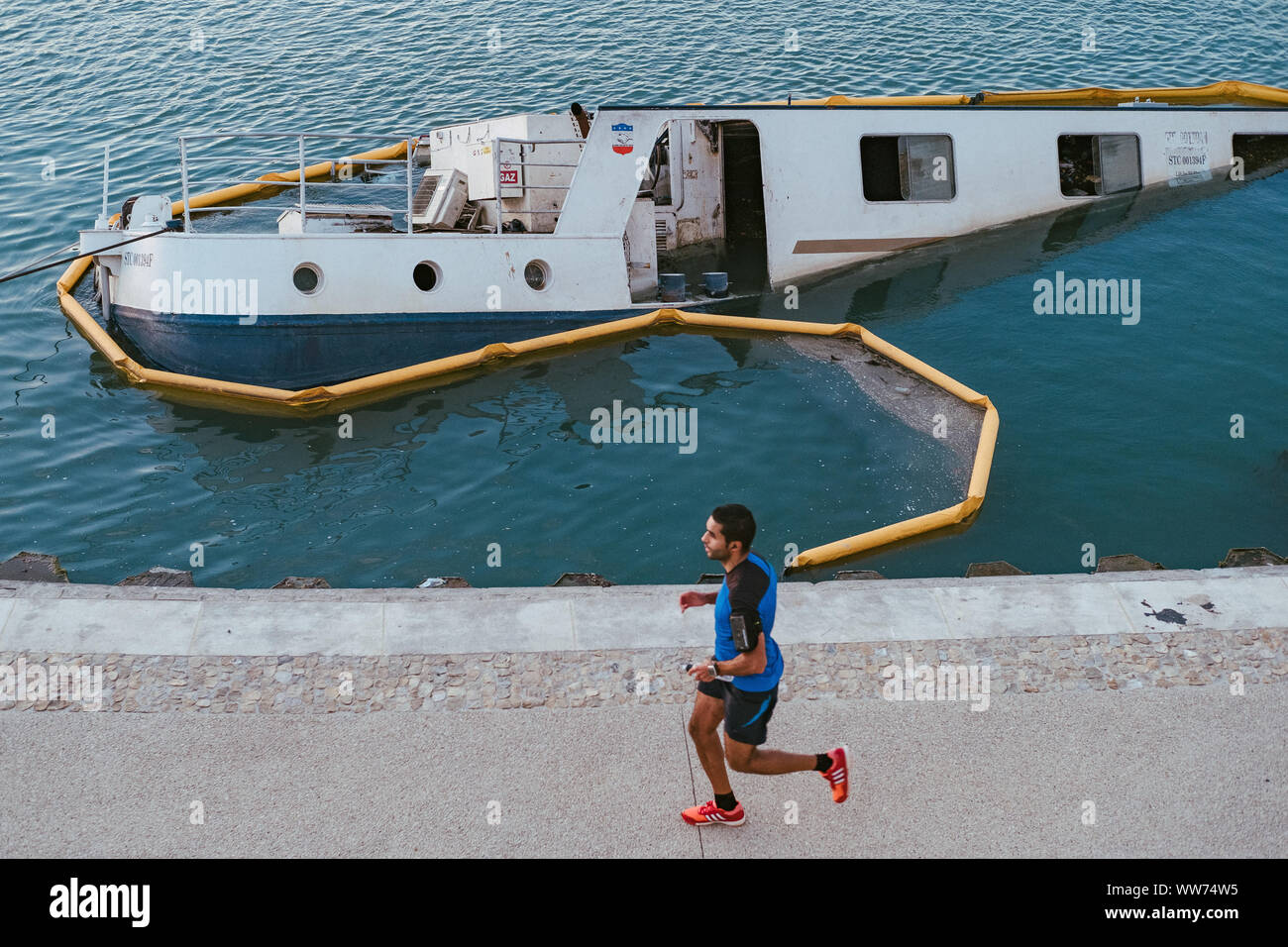 Sunken ship on the banks of the Rhone in Arles, France Stock Photo - Alamy