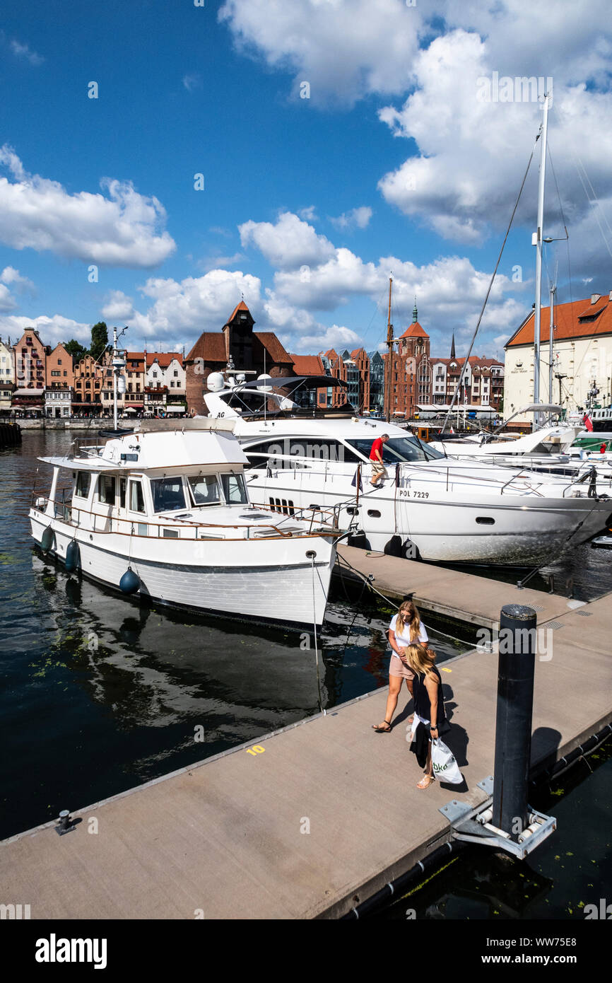 Europe, Poland, Pomerania, Gdansk / Danzig, Motlawa River, harbour ...
