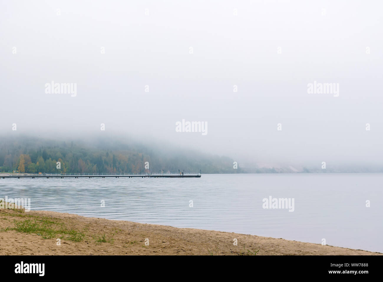 Pier lake forest shore hi-res stock photography and images - Alamy