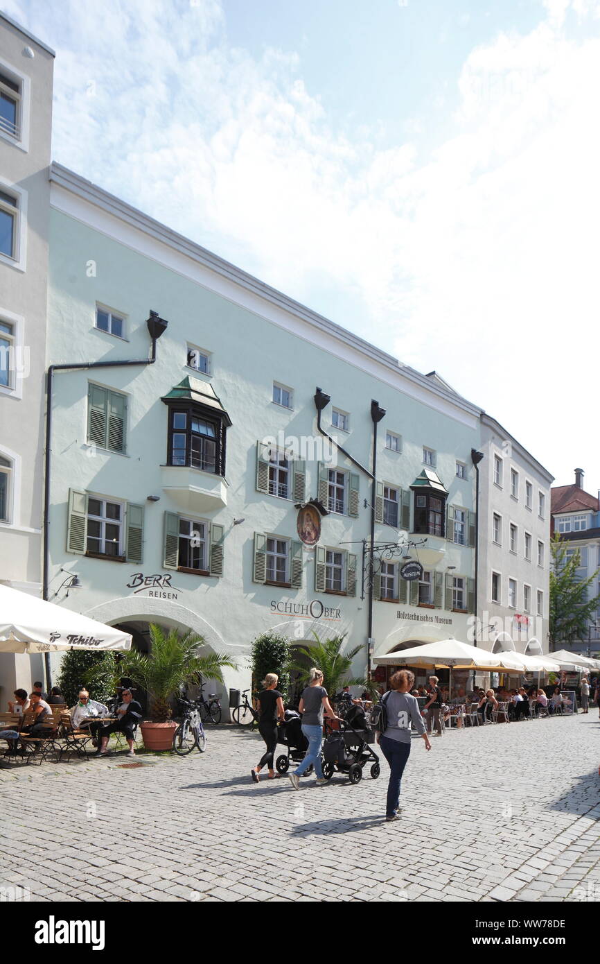Max-Josefs-Platz Square, historic residential and commercial buildings ...