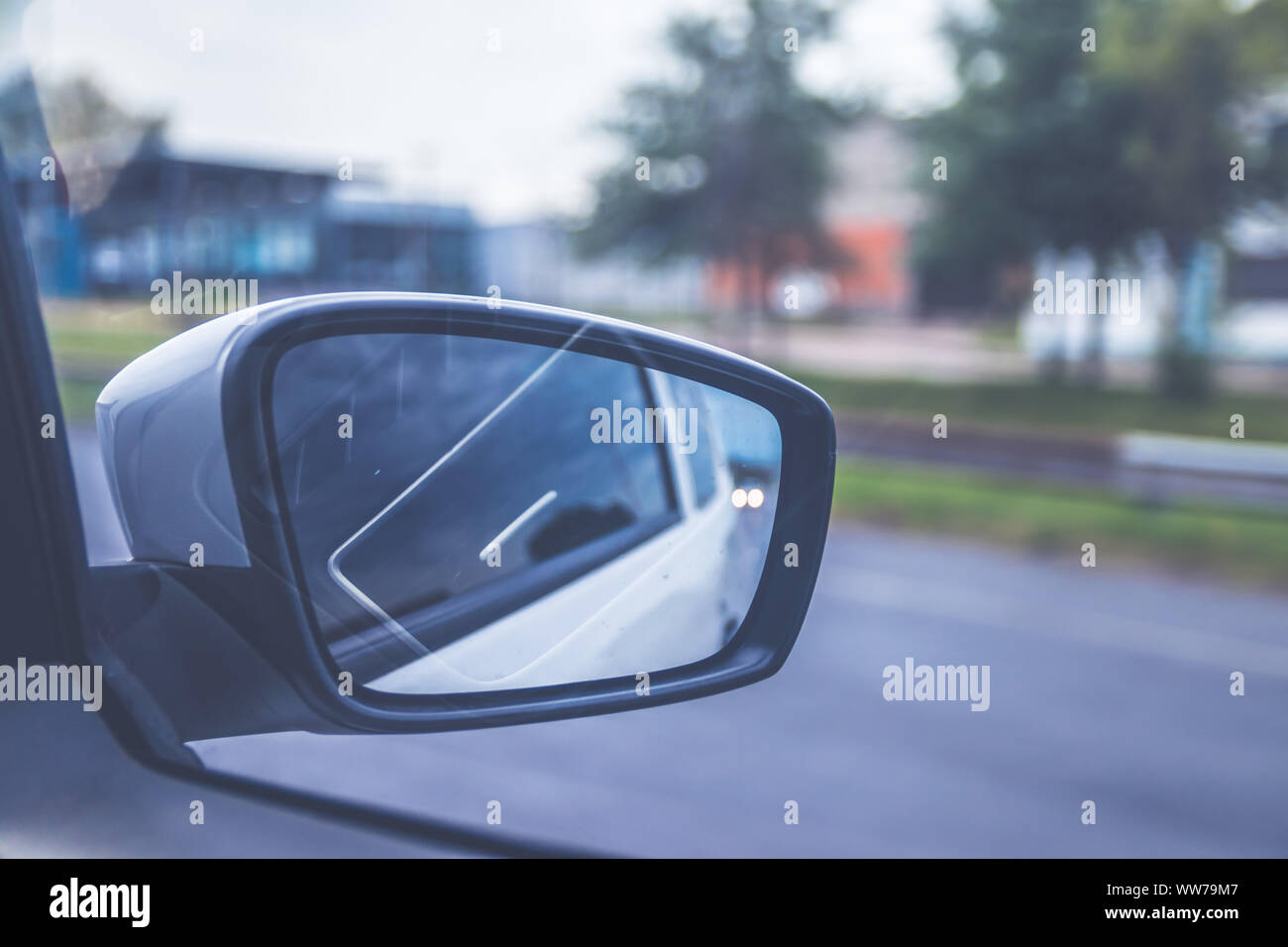 Objects in mirror vehicle hi-res stock photography and images - Alamy