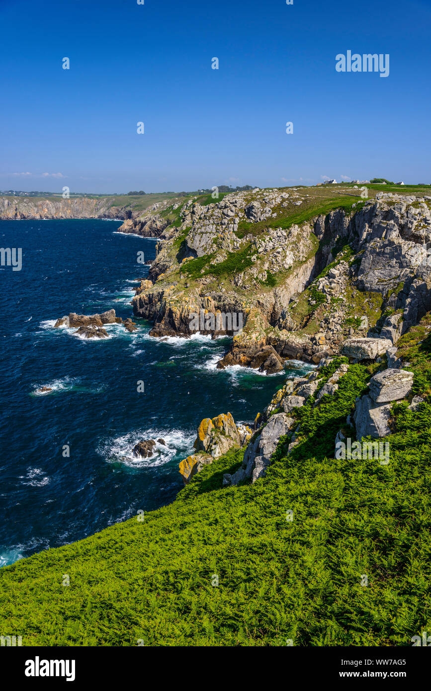 France, Brittany, FinistÃ¨re Department, ClÃ©den-Cap-Sizun, cliffs at ...