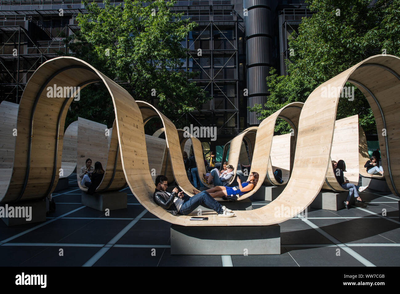 Please be seated installation hi-res stock photography and images - Alamy