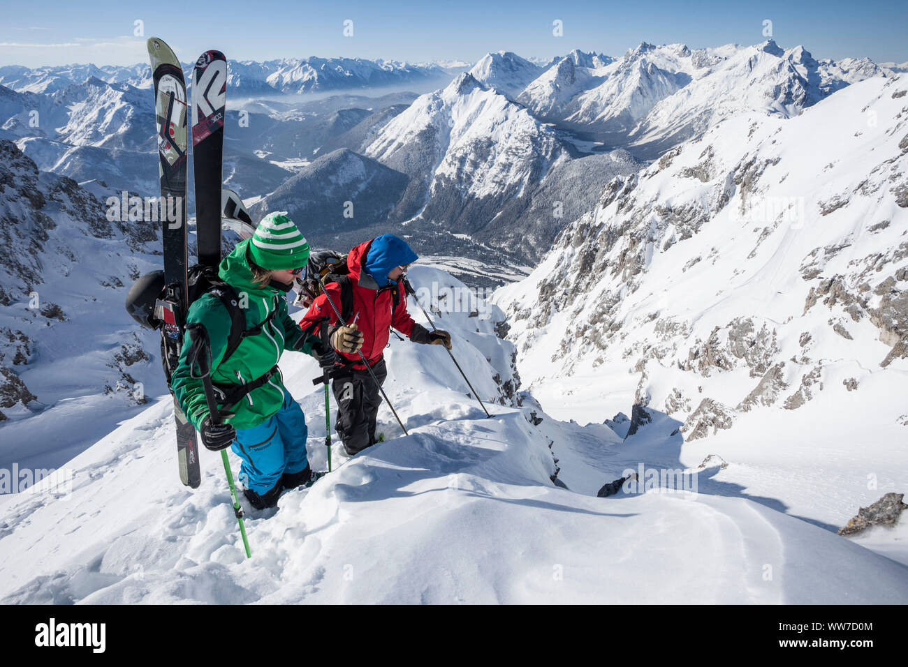 Ski tour on the Lindlahn and Dammkar, near Mittenwald, Karwendel ...
