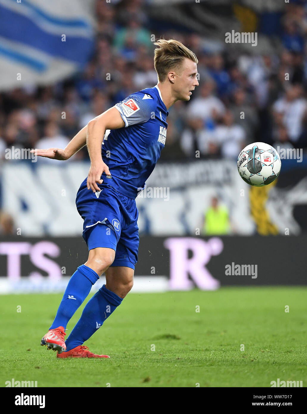 Karlsruhe, Deutschland. 13th Sep, 2019. Marco Thiede (KSC) individual ...