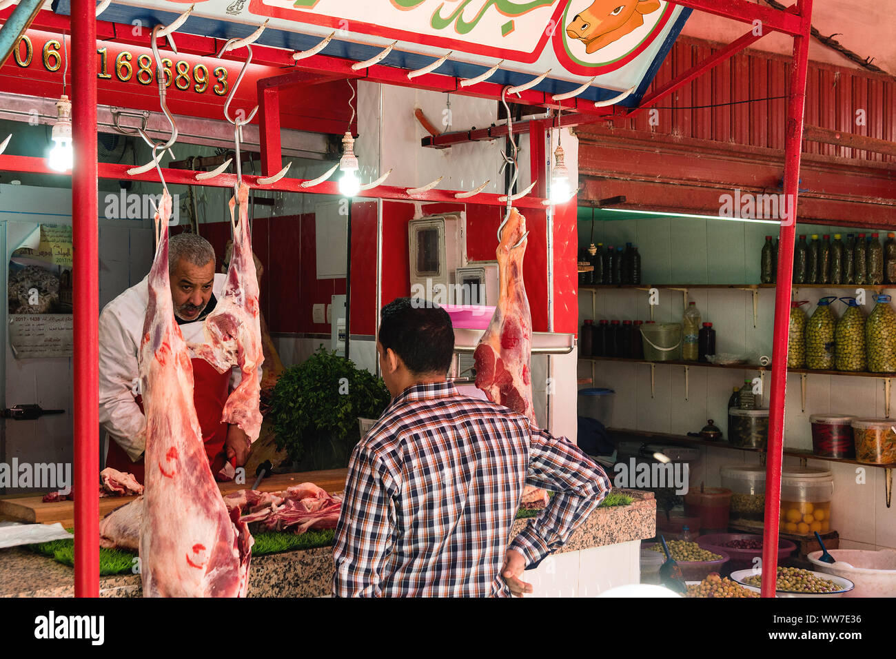Arabian butcher shop hi-res stock photography and images - Alamy