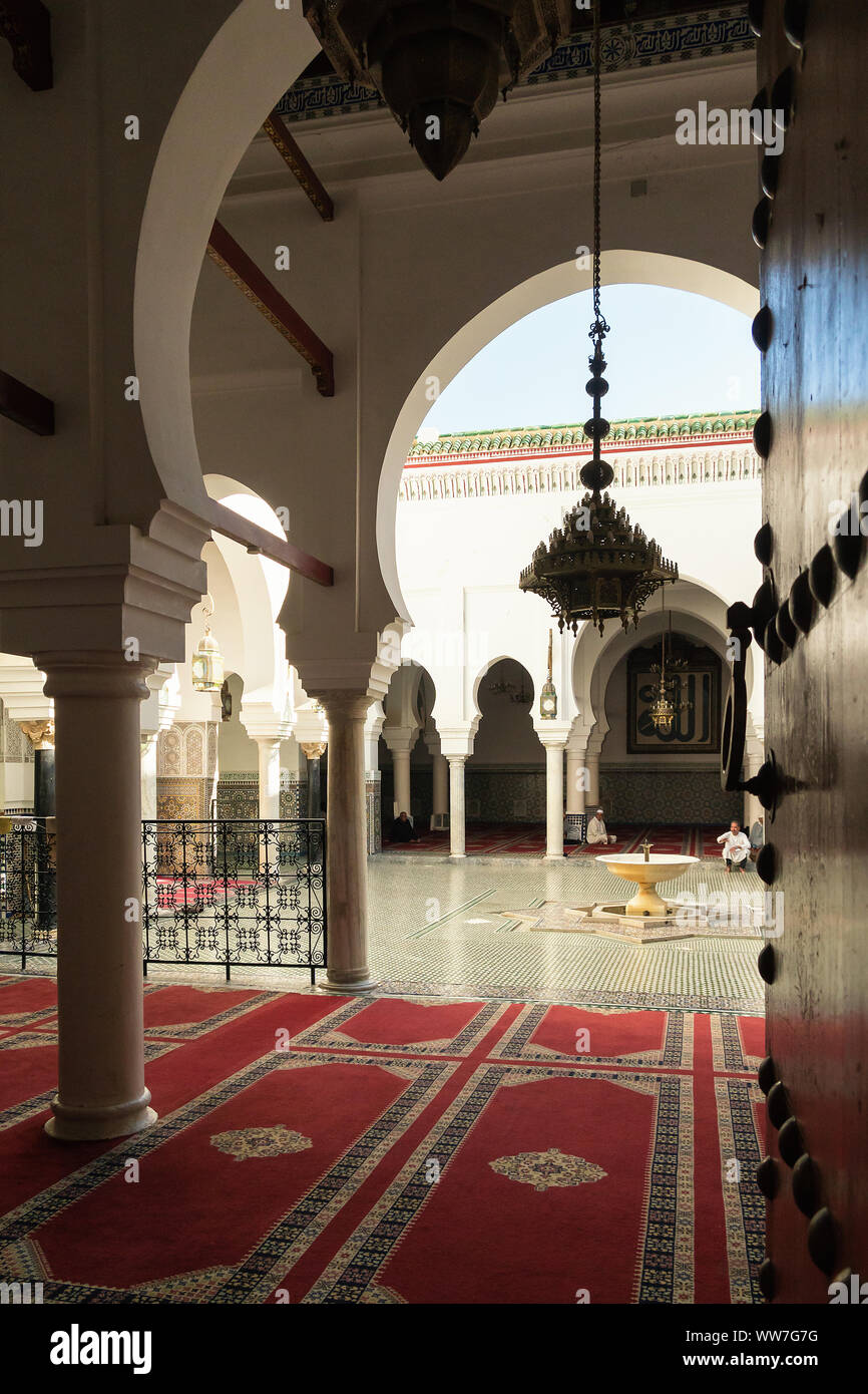 Prayer rug hi-res stock photography and images - Alamy