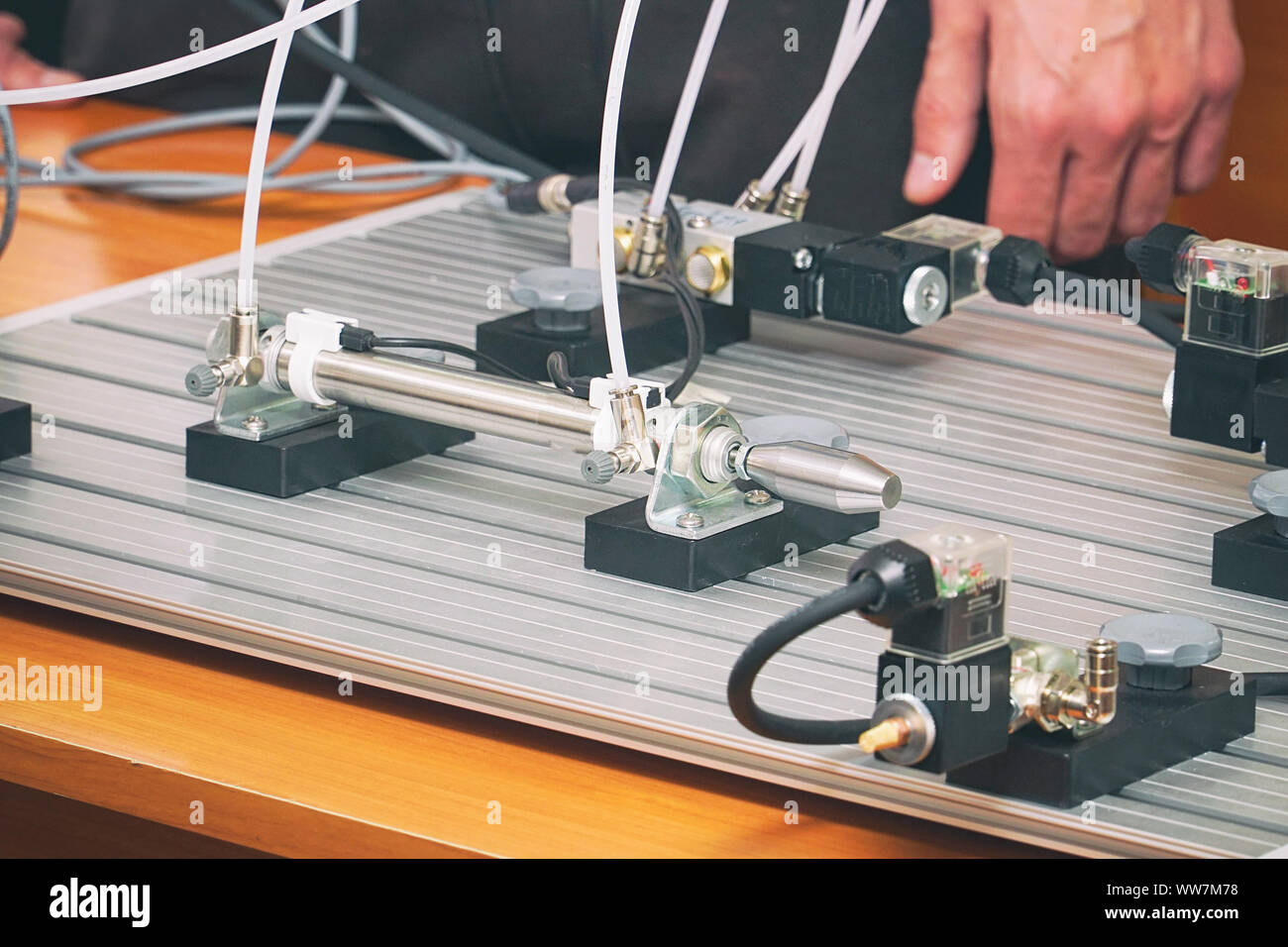 Electric circuit switch laboratory hi-res stock photography and images ...