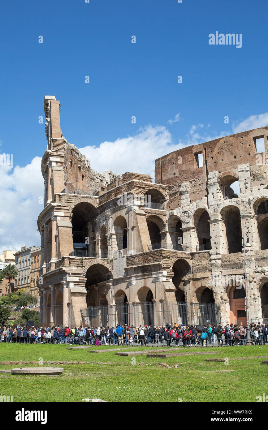 Full scape hi-res stock photography and images - Alamy