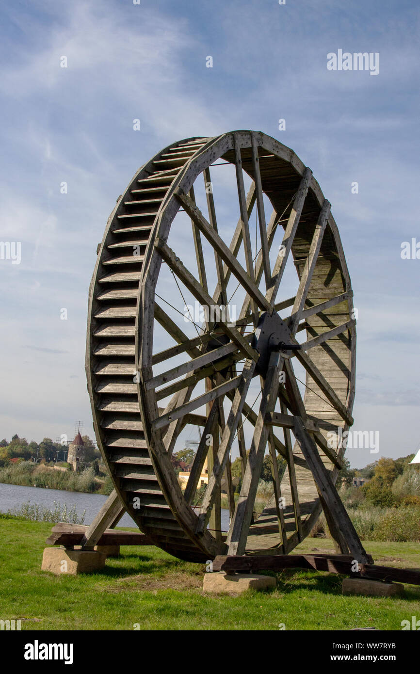 Water wheel history hydropower hi-res stock photography and images - Alamy