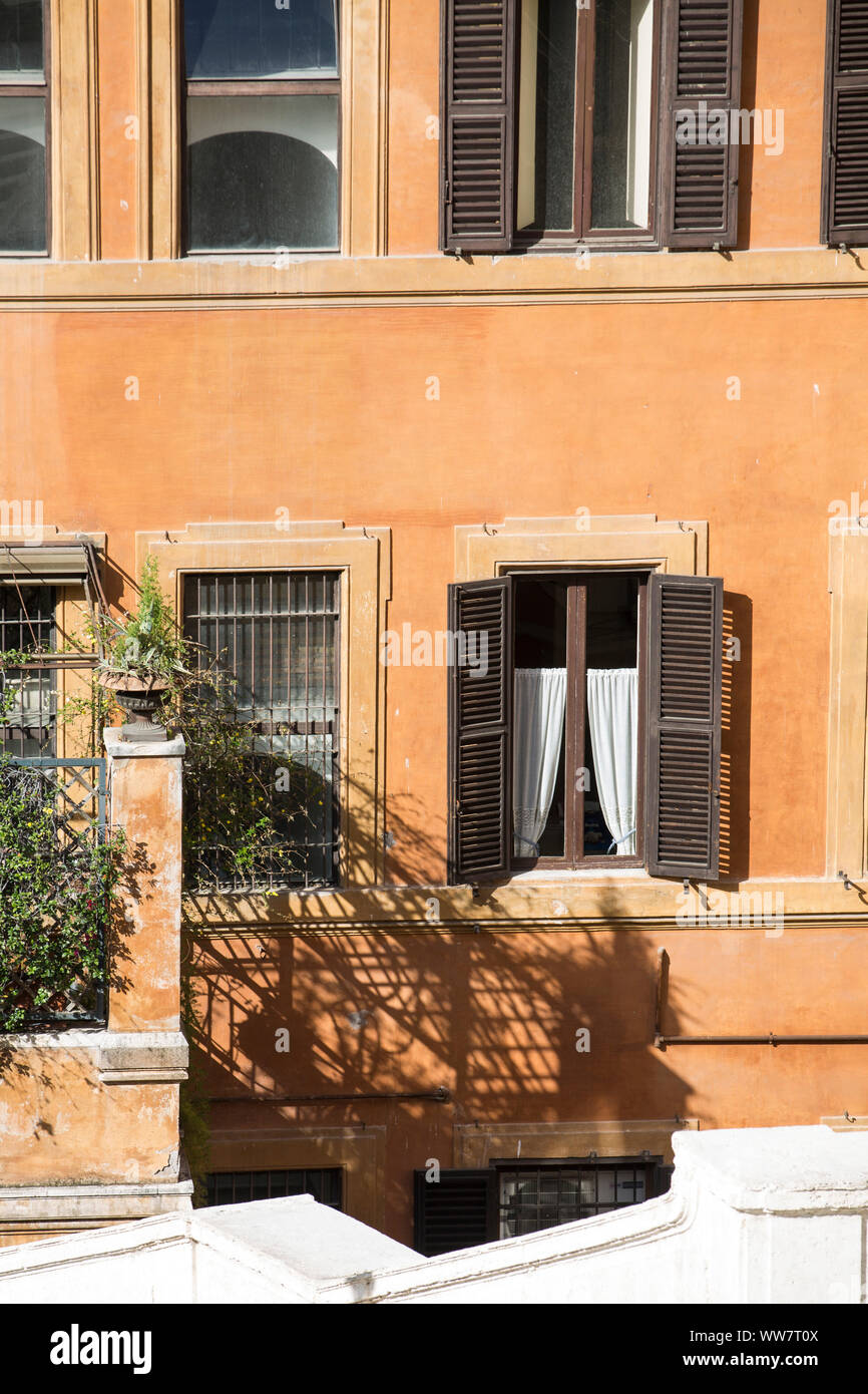 Italy, Rome, window and facade at the Spanish Steps Stock Photo - Alamy
