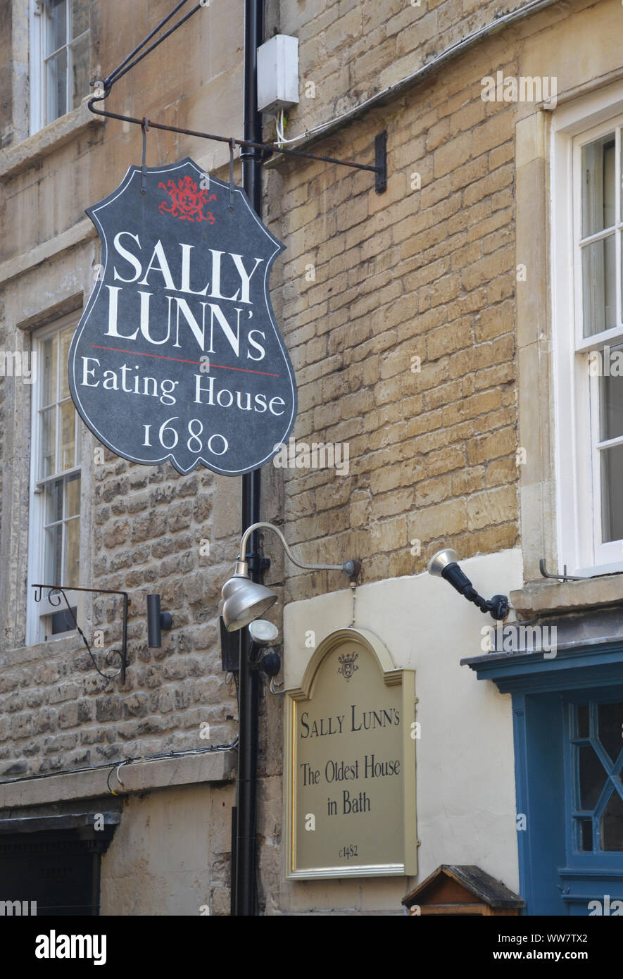 The exterior of Sally Lunn's Historic Eating House and Museum in Bath ...