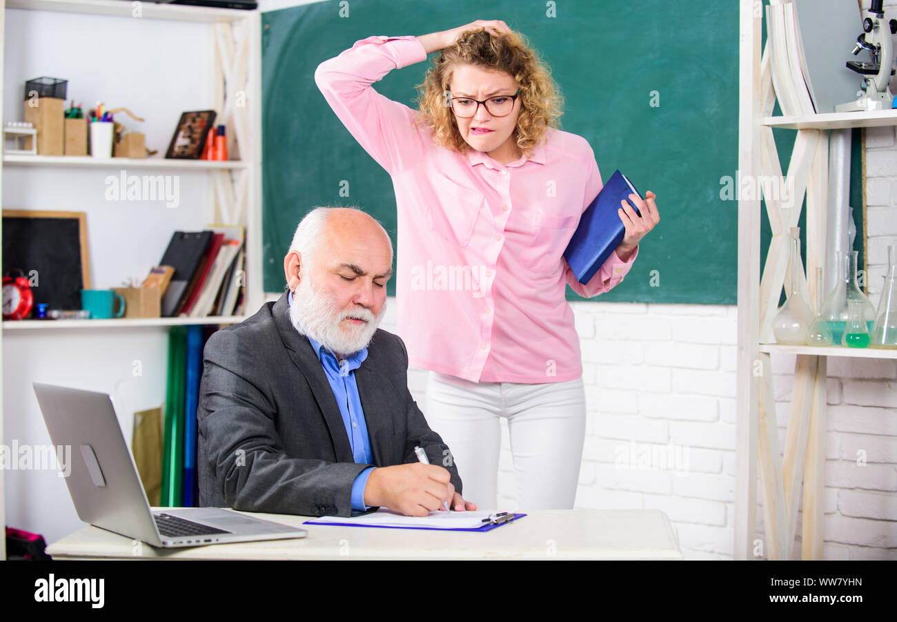 Essay marks hi-res stock photography and images - Alamy