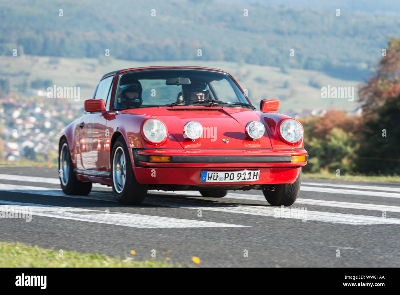 Porsche 911 sc targa hi-res stock photography and images - Alamy