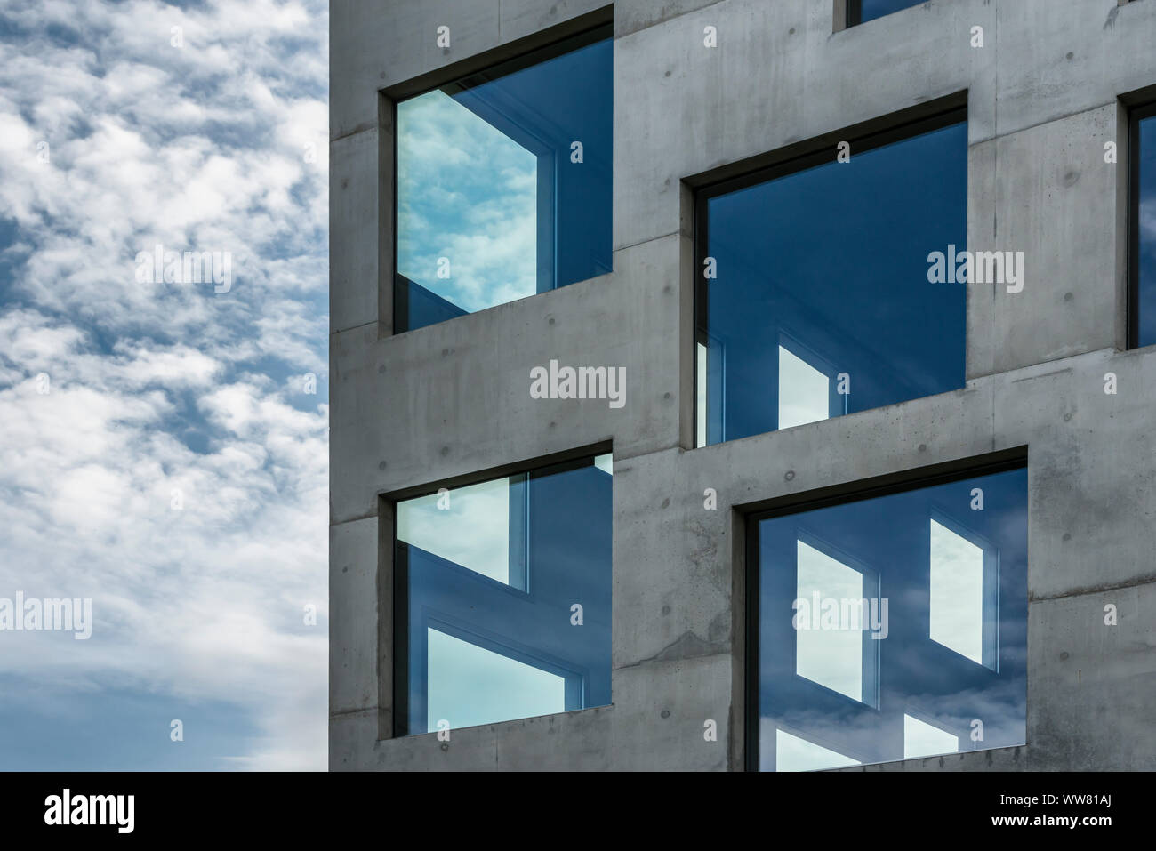 Sanaa building hi-res stock photography and images - Alamy