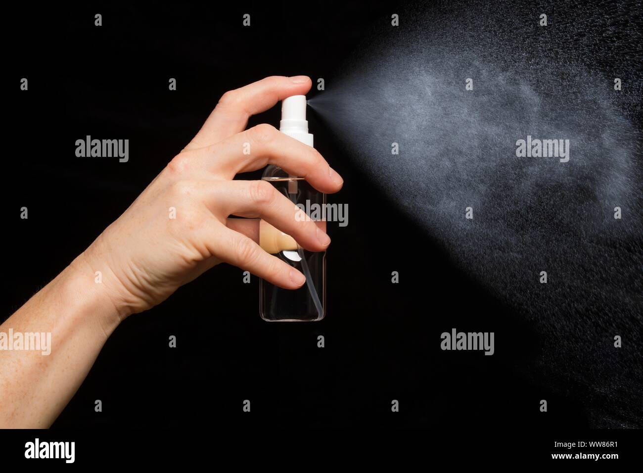 Spray device hi-res stock photography and images - Alamy