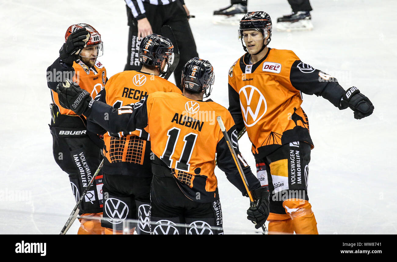 Berlin, Germany. 13th Sep, 2019. Ice hockey: DEL, Eisbären Berlin ...