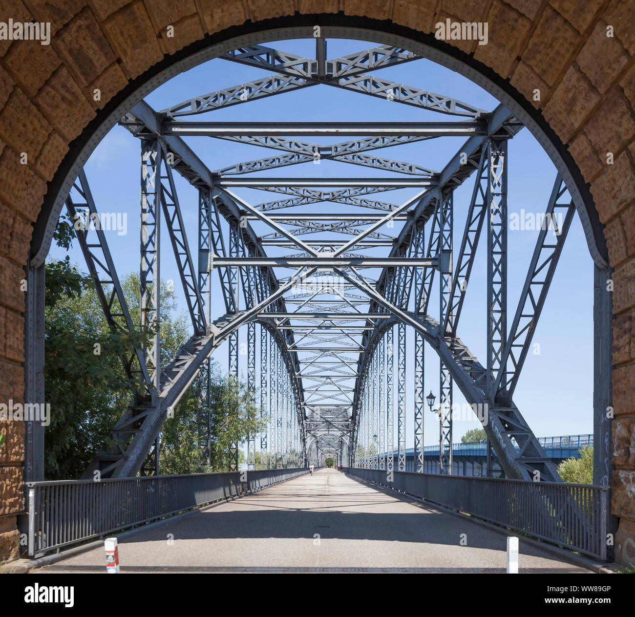 Old Harburg Elbe bridge, historic portal bridge, district Harburg ...