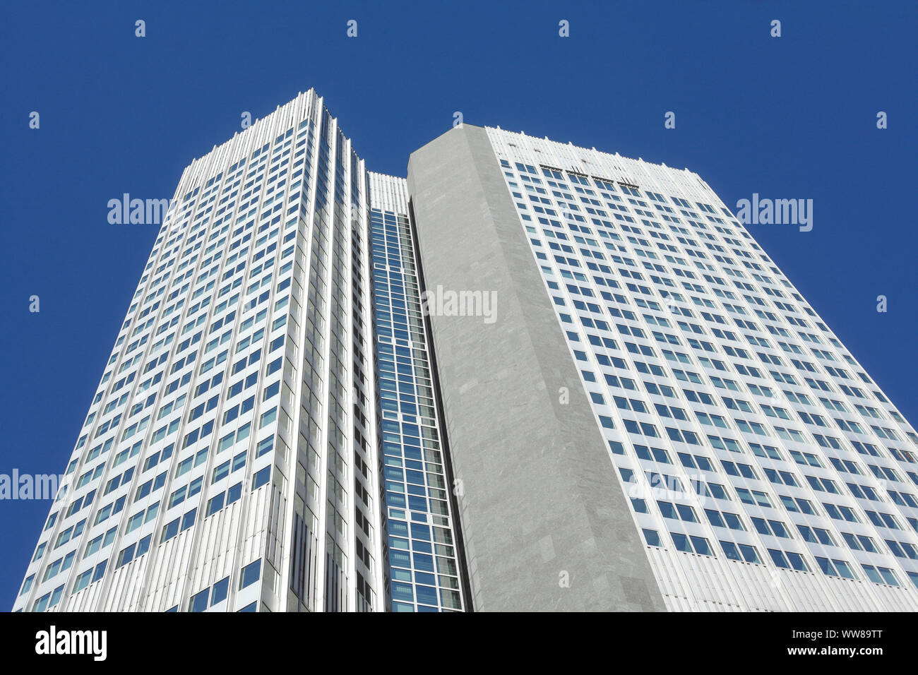 Actively building hi-res stock photography and images - Alamy