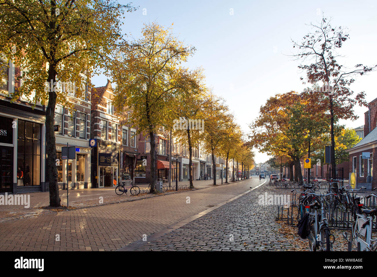 Shopping street groningen hi-res stock photography and images - Alamy