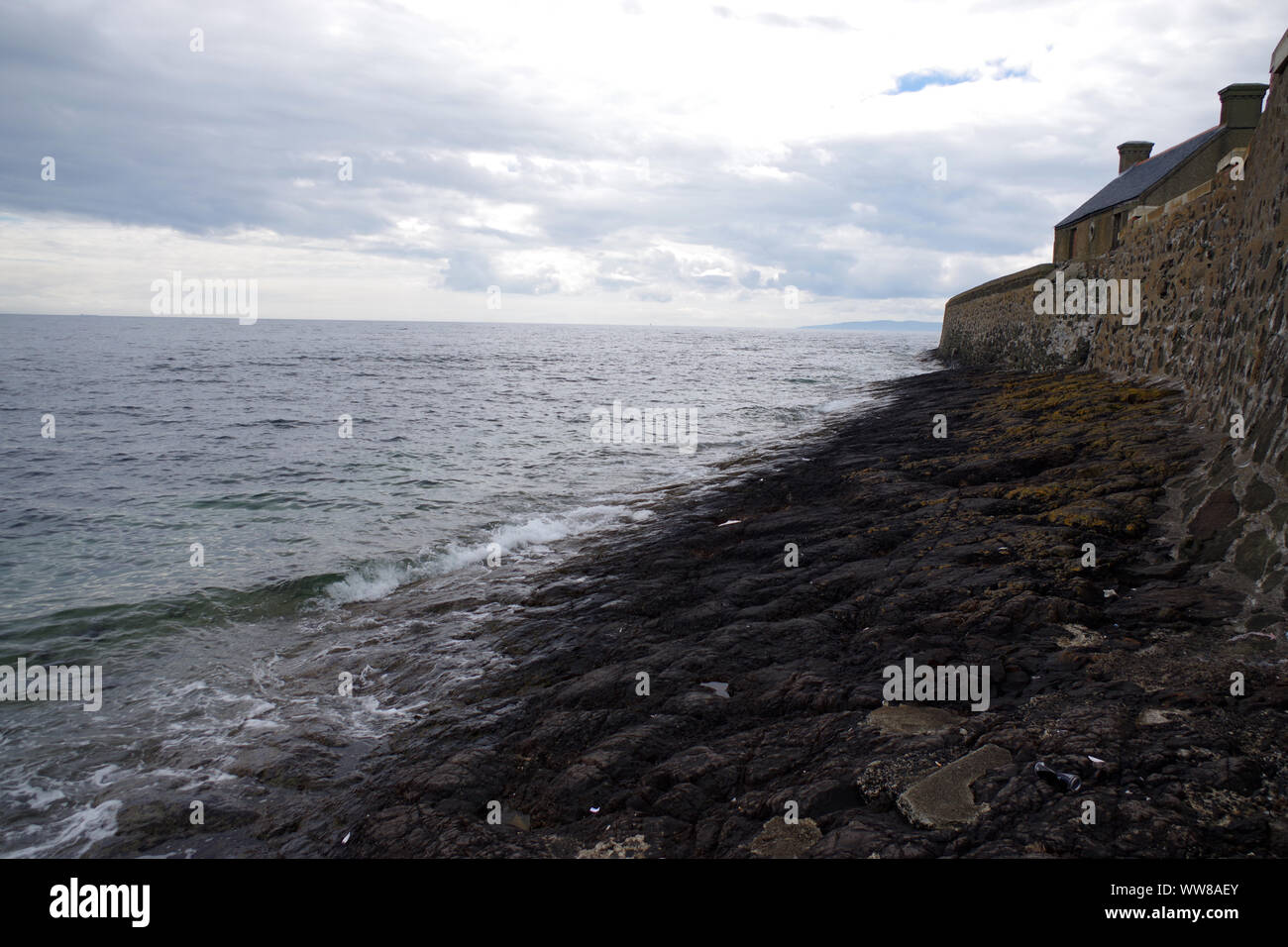 Saltcoats waves hi-res stock photography and images - Alamy